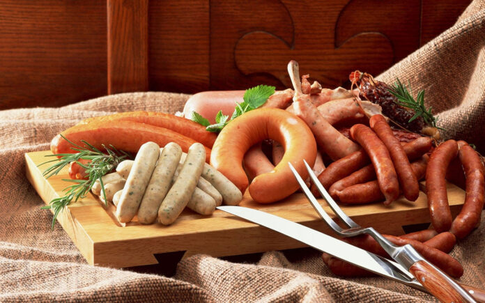 Tìm hiểu về Xúc xích và các loại phụ gia thường dùng trong xúc xích